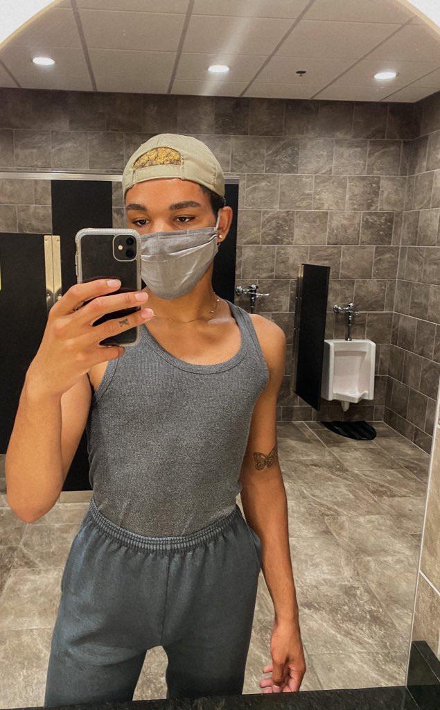 Undress Me In The Locker Room Scrolller