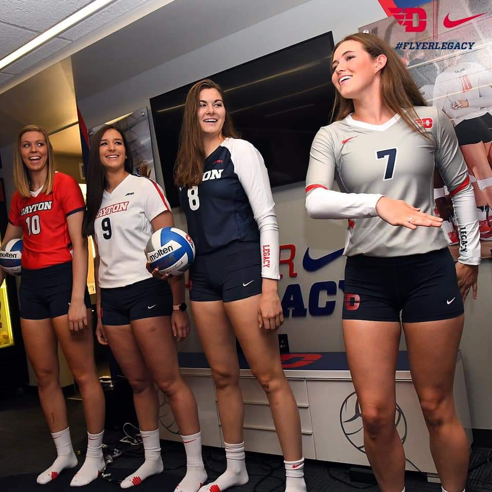 Volleyball Girls | Scrolller