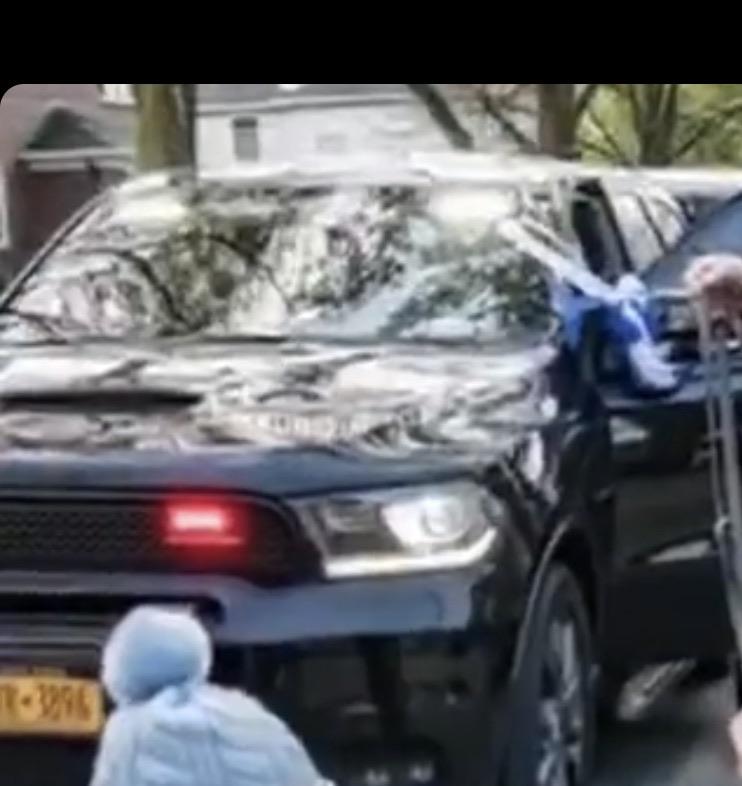 Unmarked Durango With Hood Scoop | Scrolller