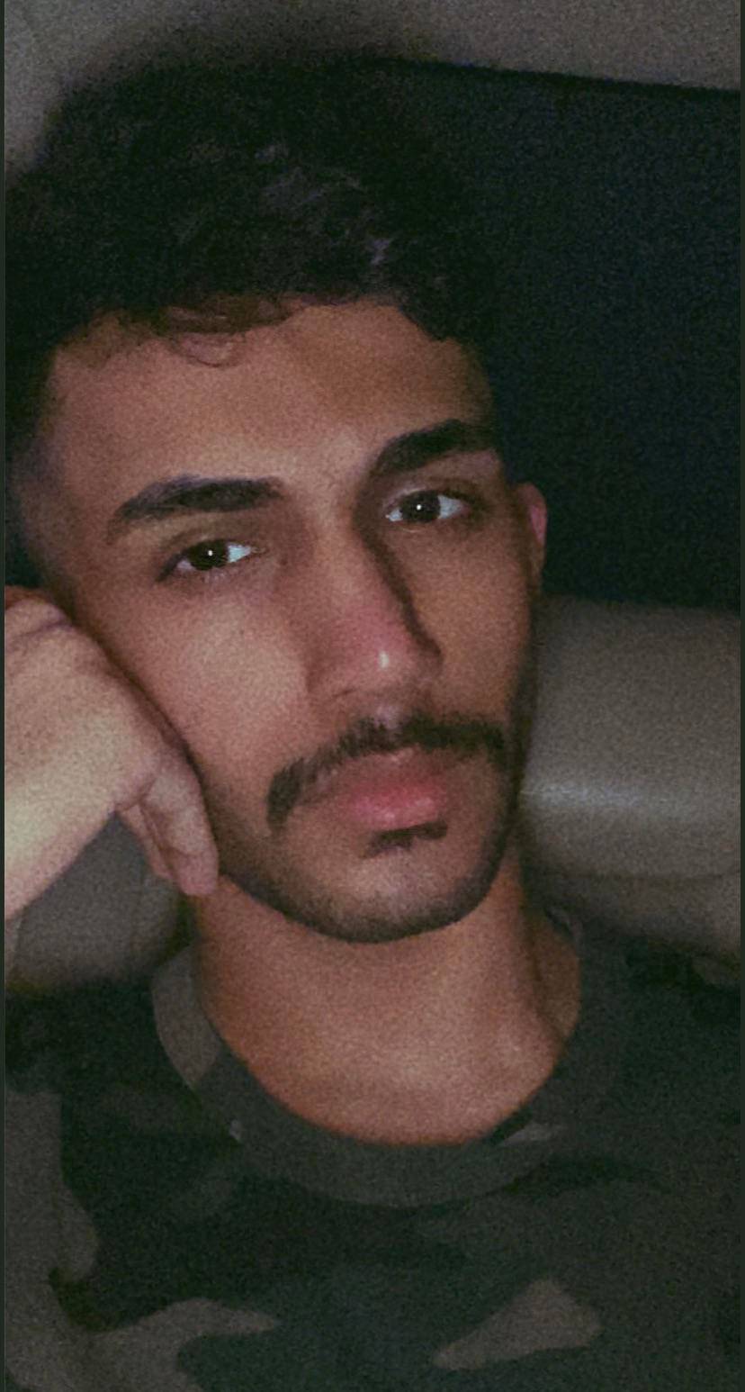 السلام عليكم انا سالب ١٨ من العراق Scrolller
