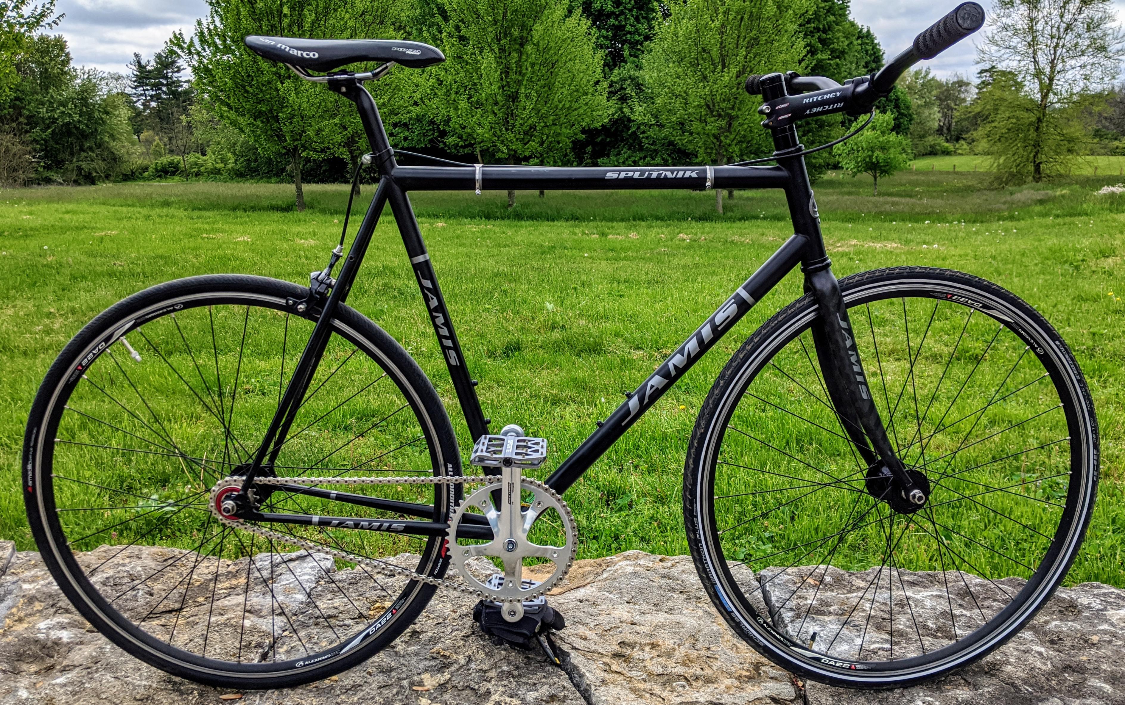 Upgraded my cranks and freewheel. 2009 Jamis Sputnik | Scrolller