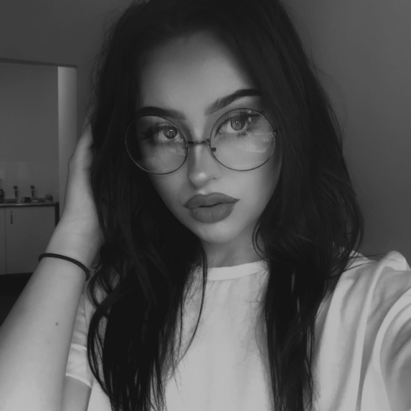 Ur British goth gf got glasses 🥵 | Scrolller
