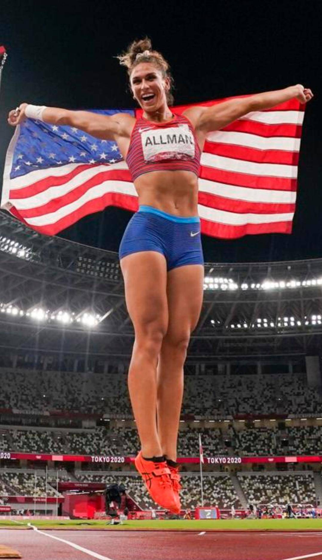 Valarie Allman, Women's Discus Gold Medal | Scrolller