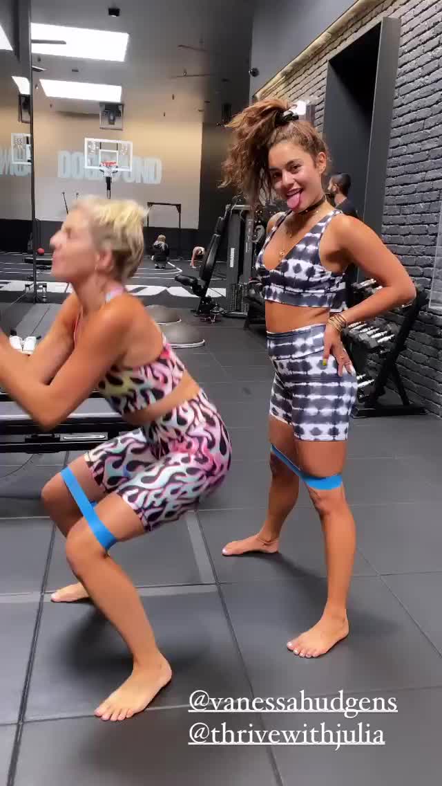 Vanessa Hudgens dancing is just amazing | Scrolller