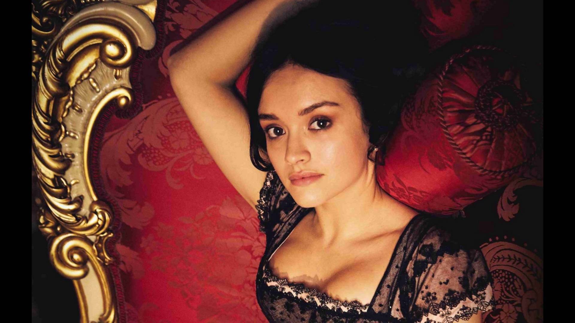 Vanity Fair Gorgeous | Scrolller