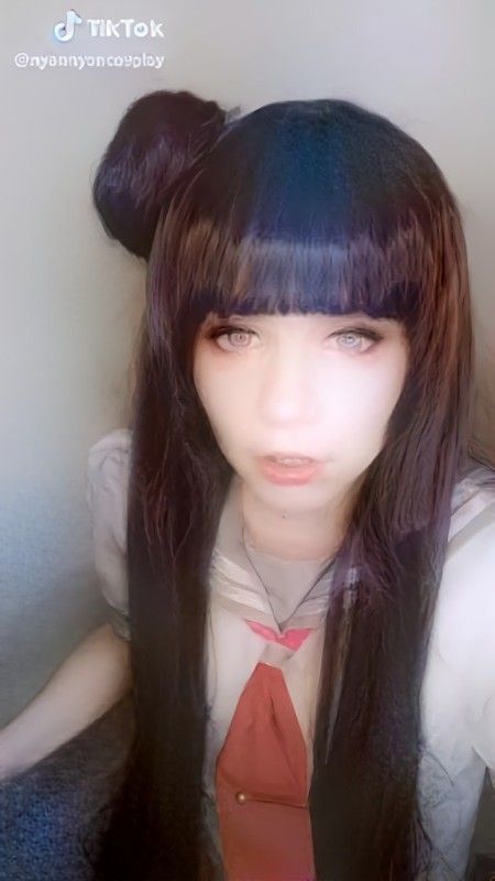 Vanya x Yohane | Scrolller