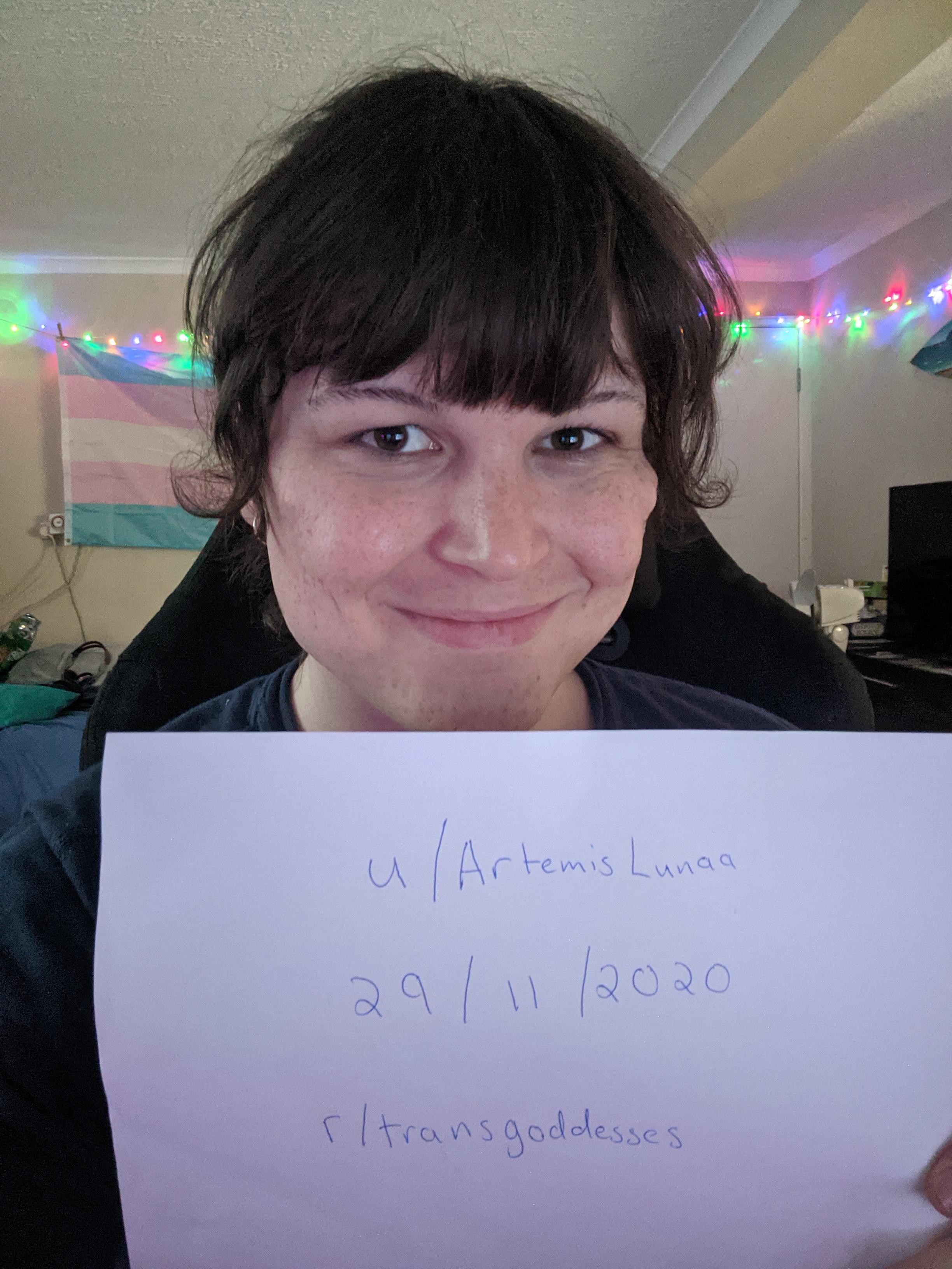 Verification post | Scrolller