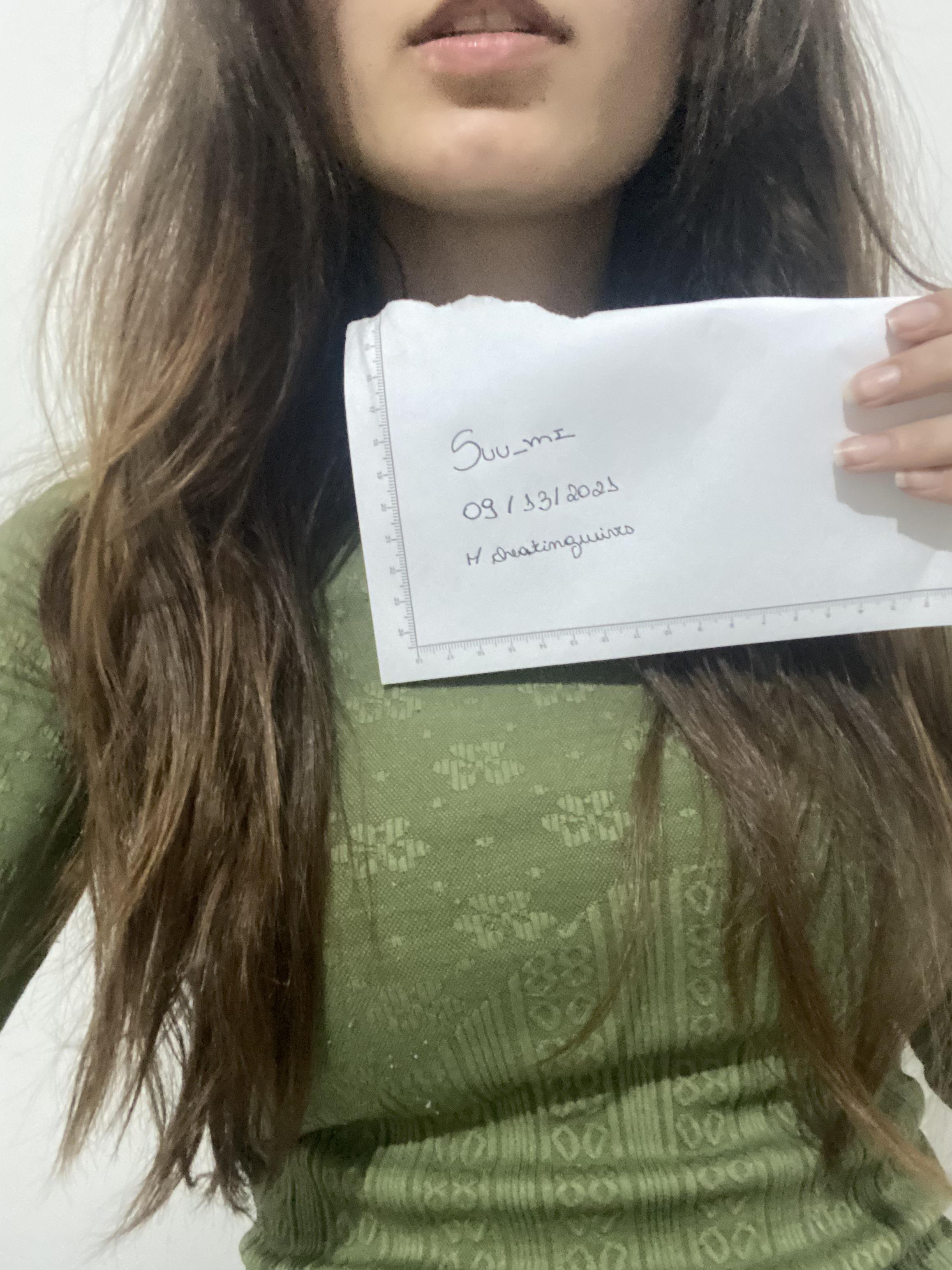 Verify me | Scrolller