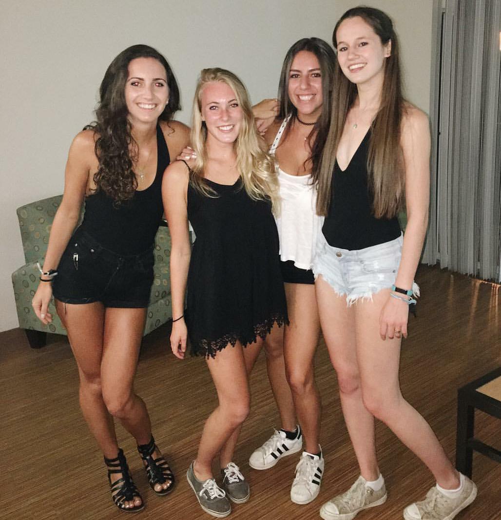 Vertical Blinds | Scrolller