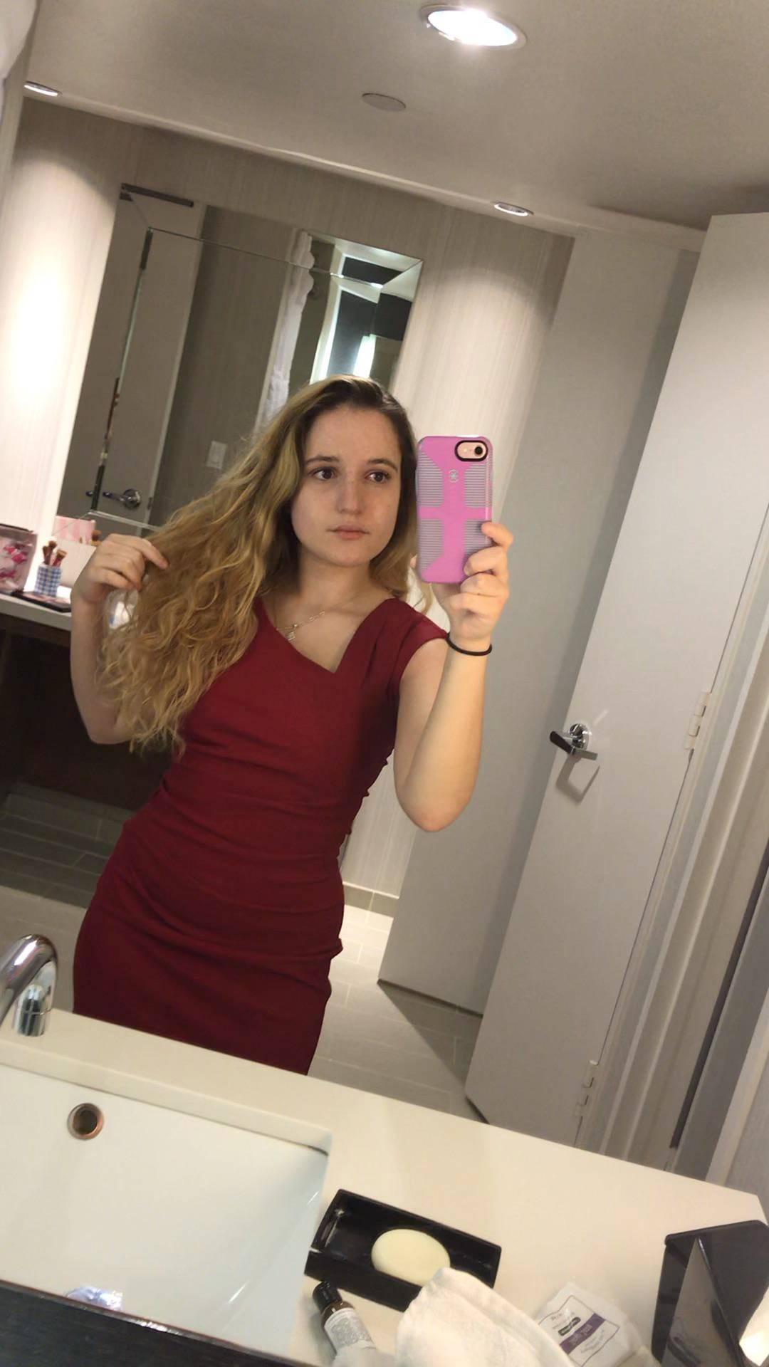 Very curious! | Scrolller