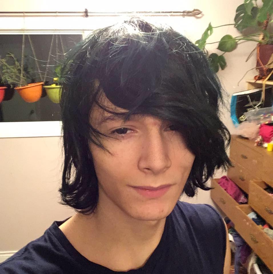 Very cute emo boy | Scrolller