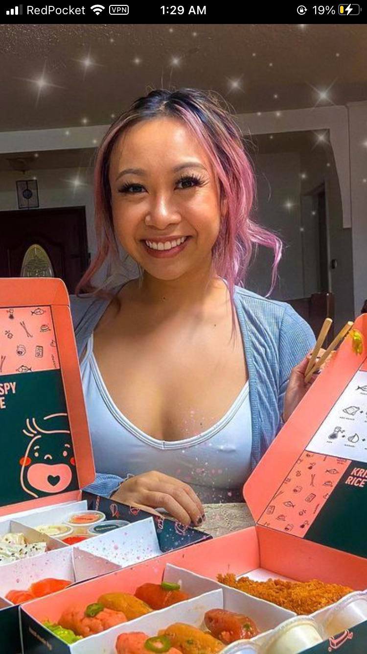 Very happy | Scrolller