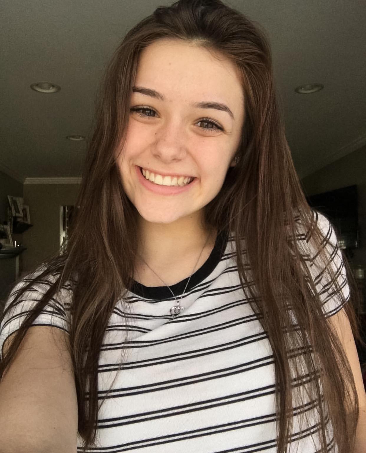 Very happy | Scrolller