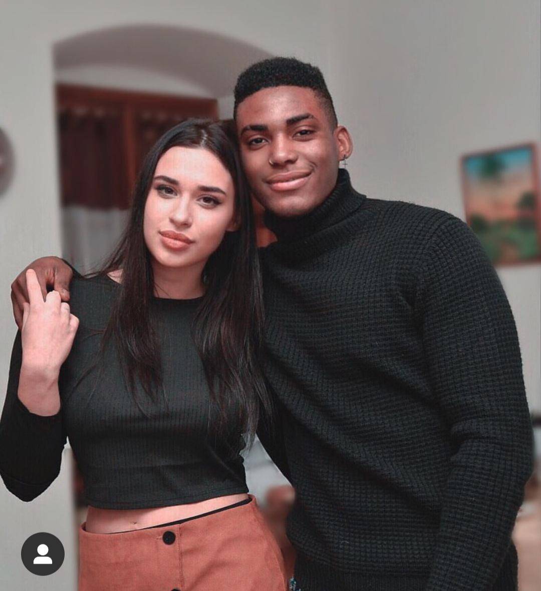 Very Happy Italian Couple! | Scrolller