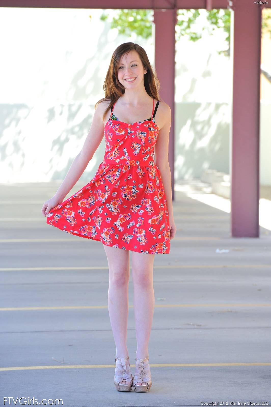 Victoria taking off her red sundress | Scrolller