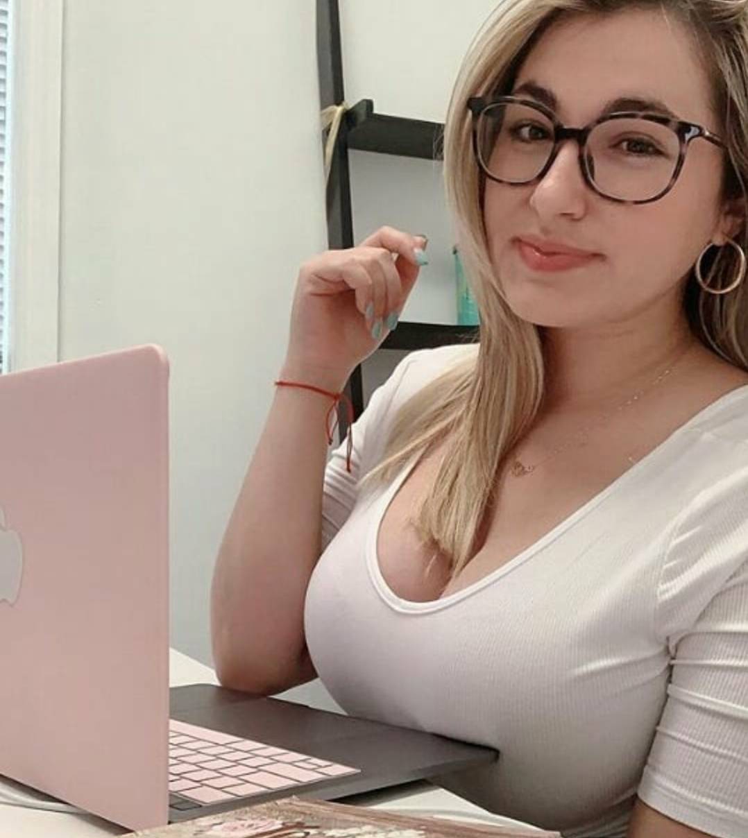 Video conference... | Scrolller