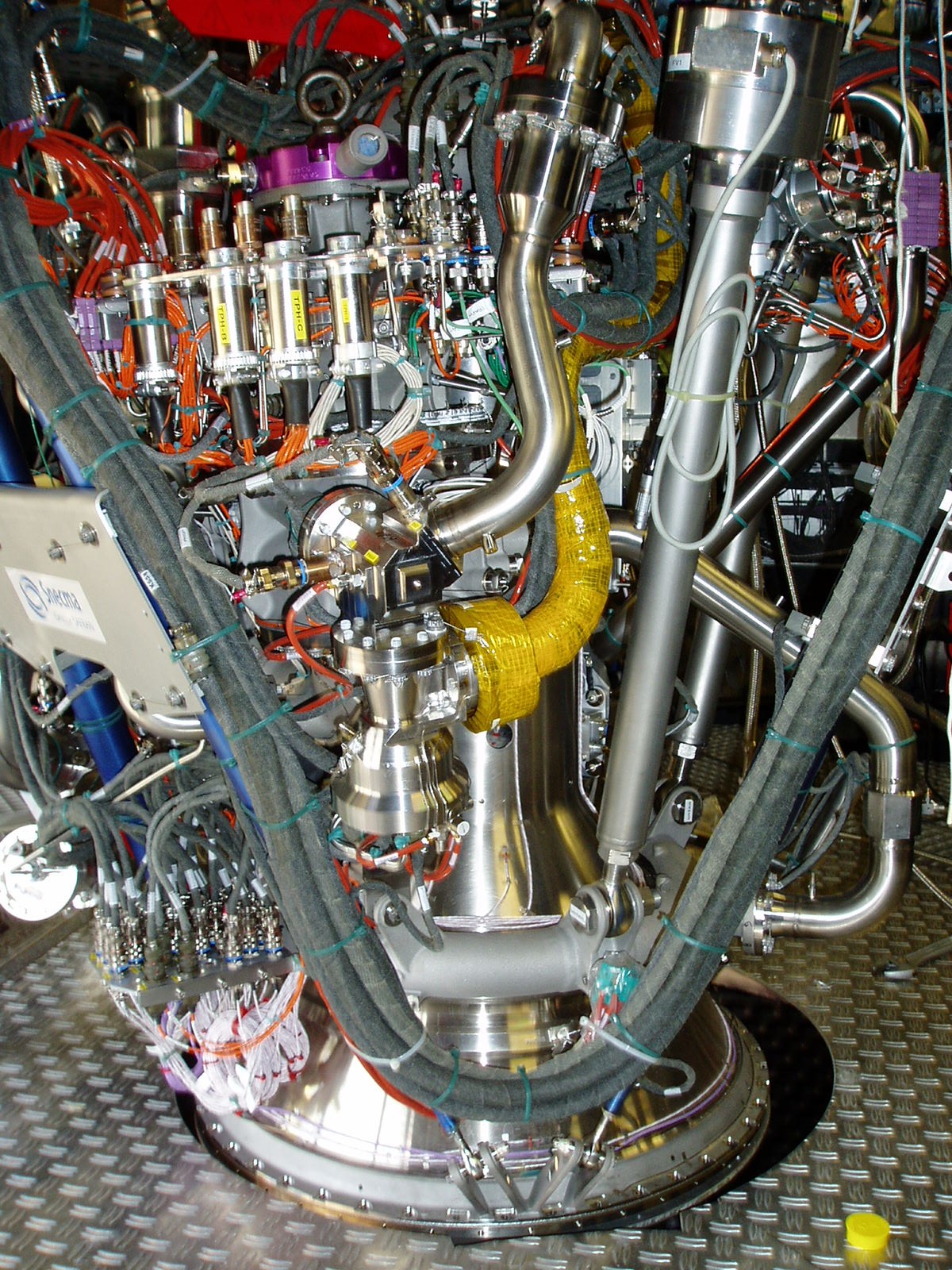 Vinci rocket engine [1200 × 1600] | Scrolller