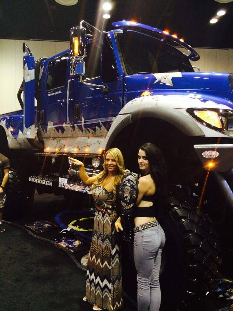 Vintage Emma & Paige | Scrolller