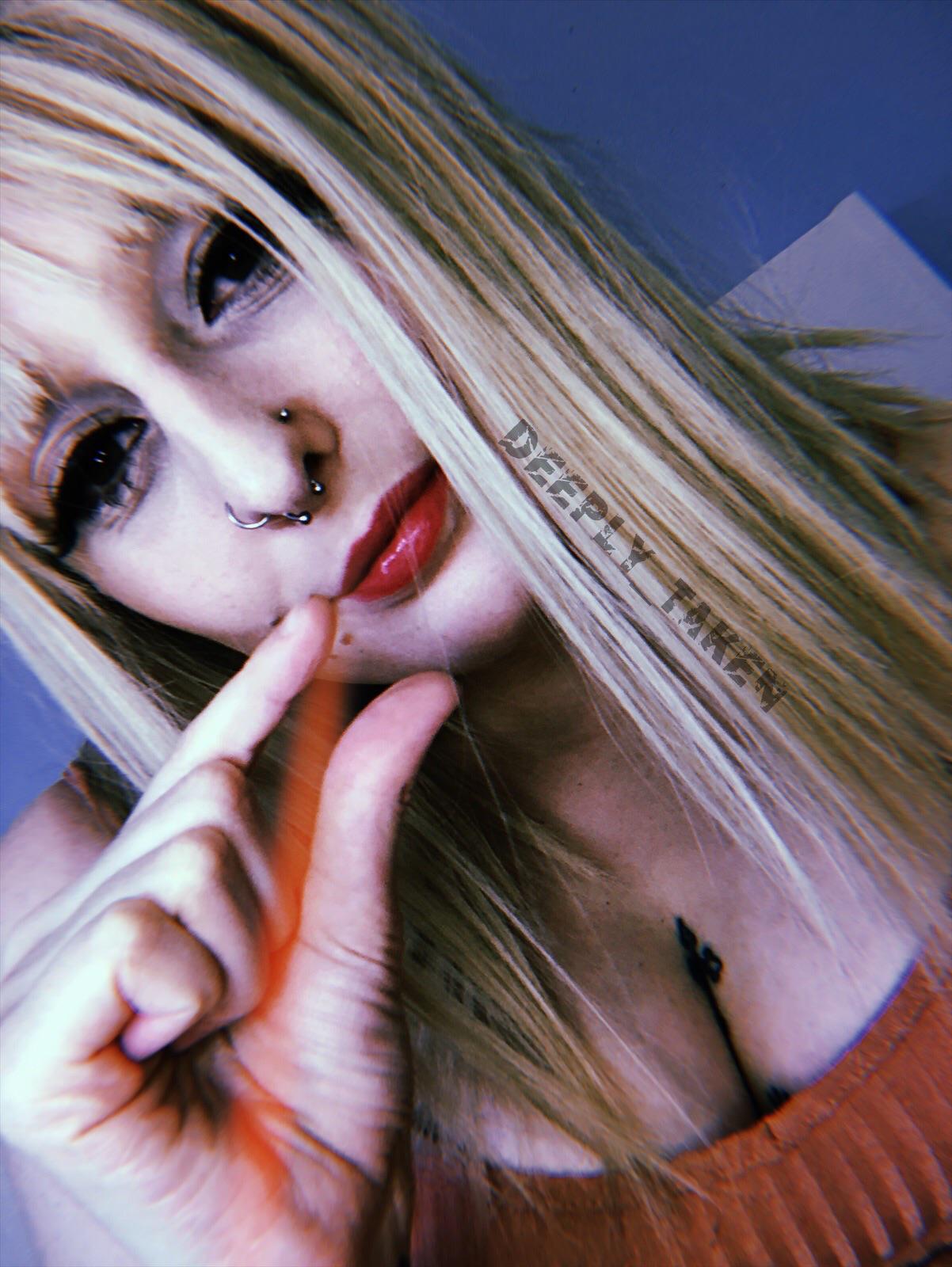 🤏 How does it feel to have a ClitDick? 🤏 | Scrolller