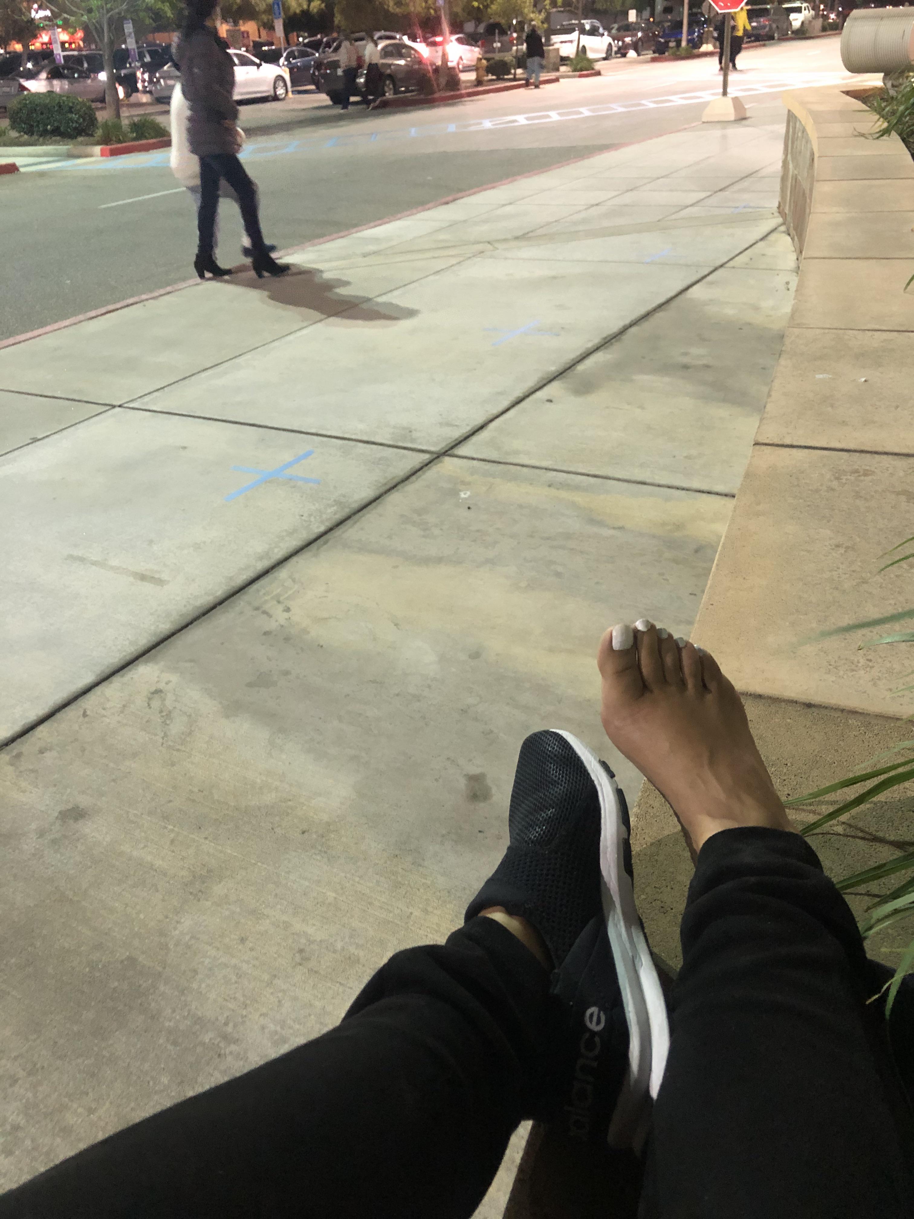 Waiting 4 my ride.... who’s coming | Scrolller