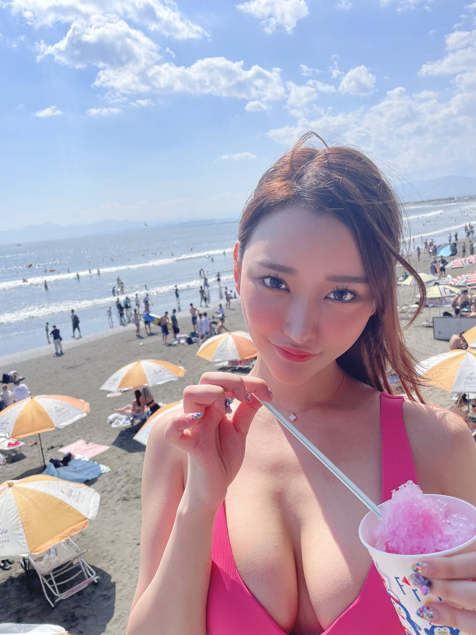 Wakana Nao | Scrolller