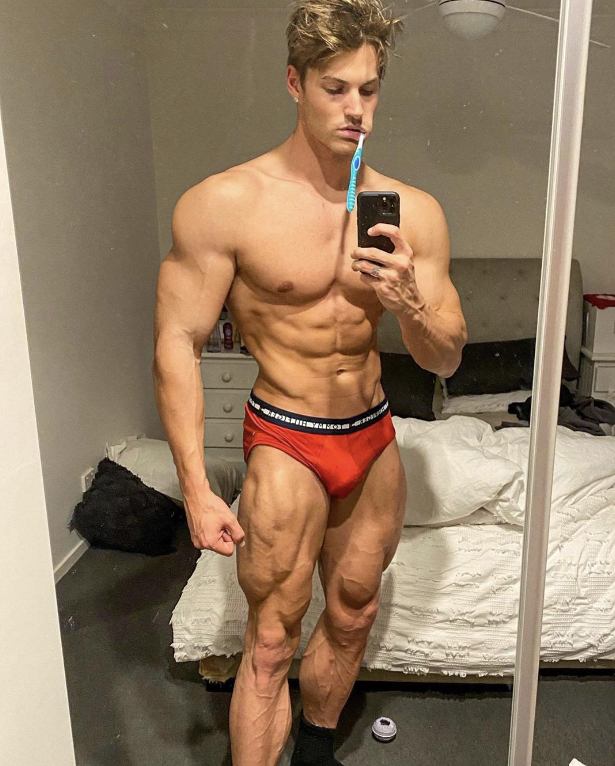 Wakey wakey! | Scrolller