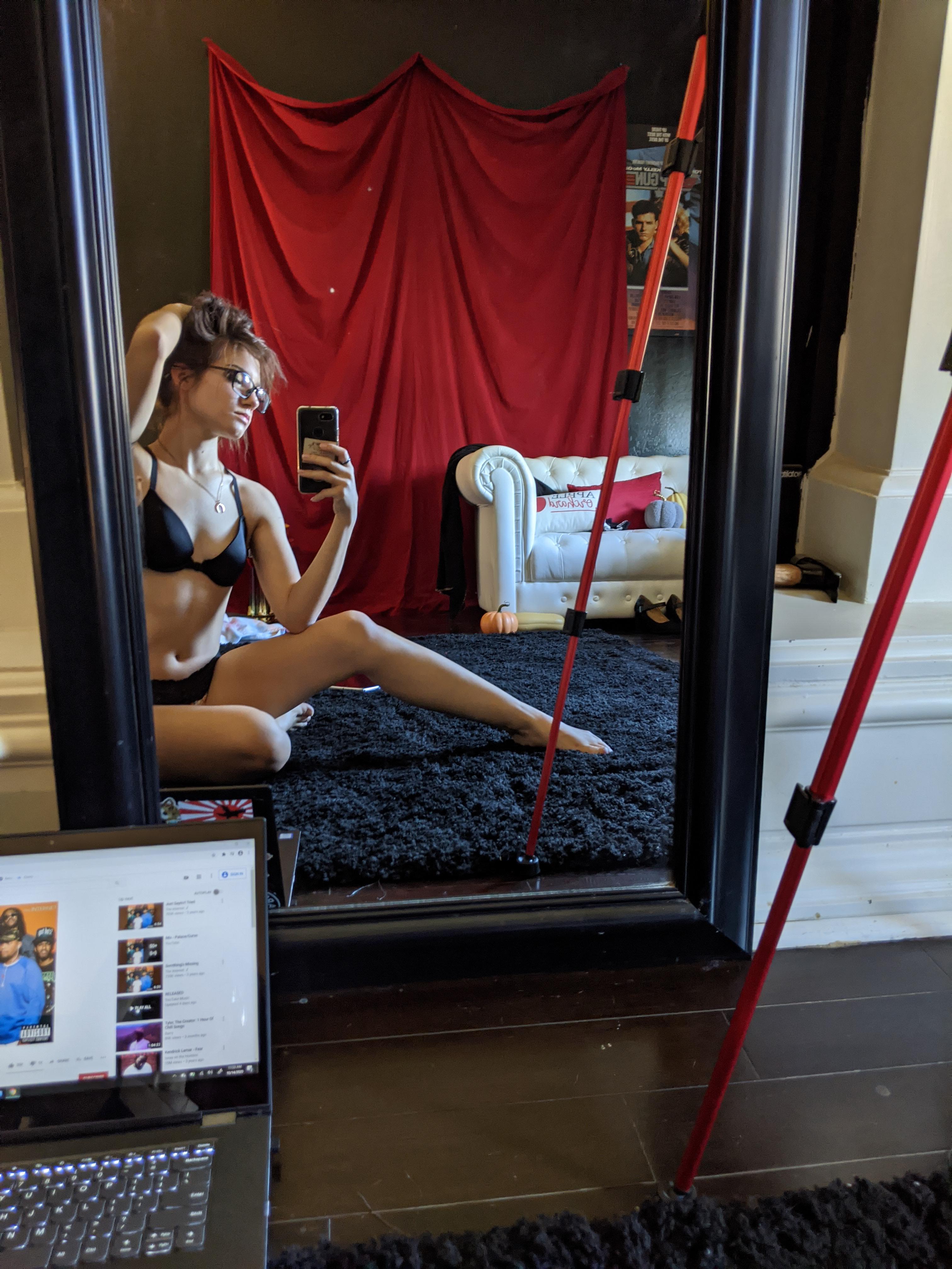 Wanna be my Study Buddy? | Scrolller