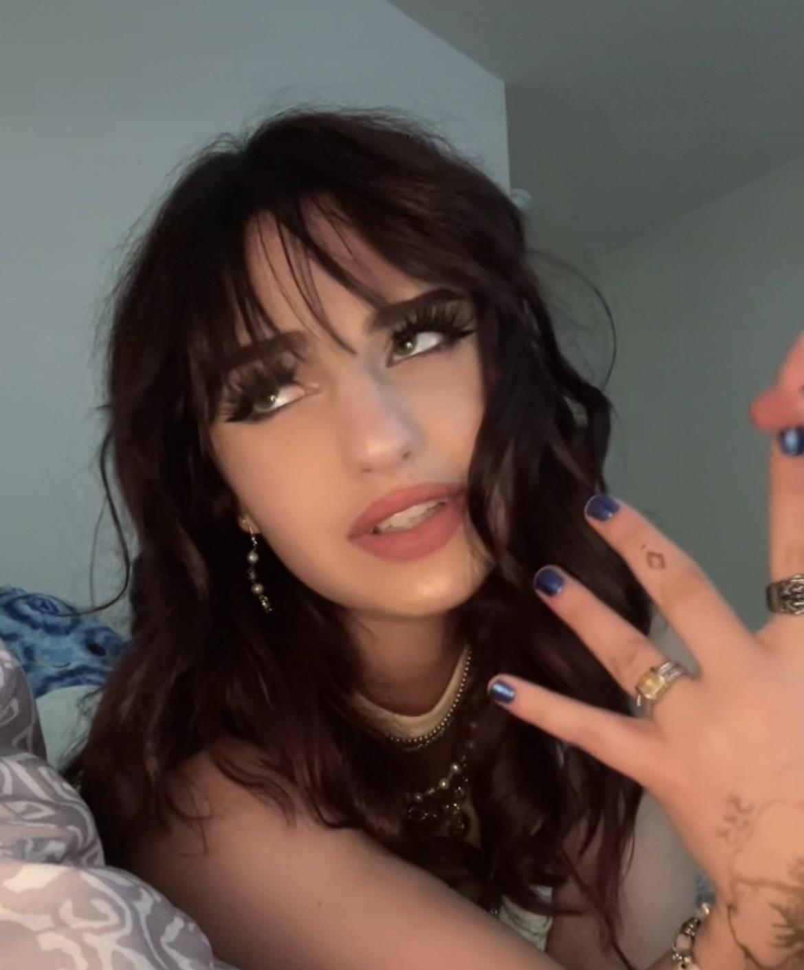 Wanna get a dildo but I’m broke :/ | Scrolller