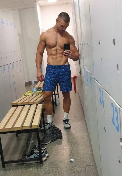 Wanna touch? | Scrolller