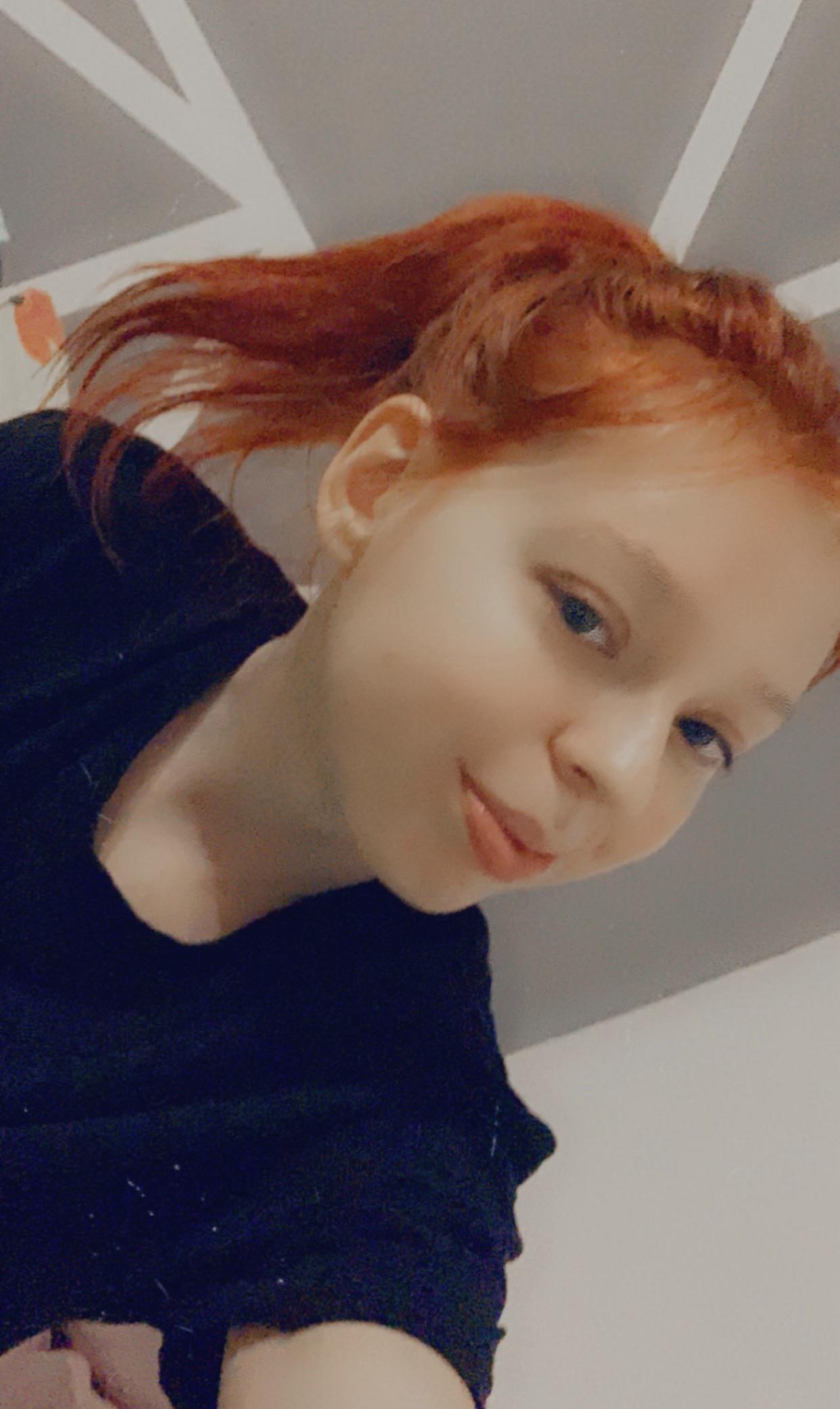 Want To See This 19yo Cutie In Action🥵 Now Just 5 Per Month 👀 Small