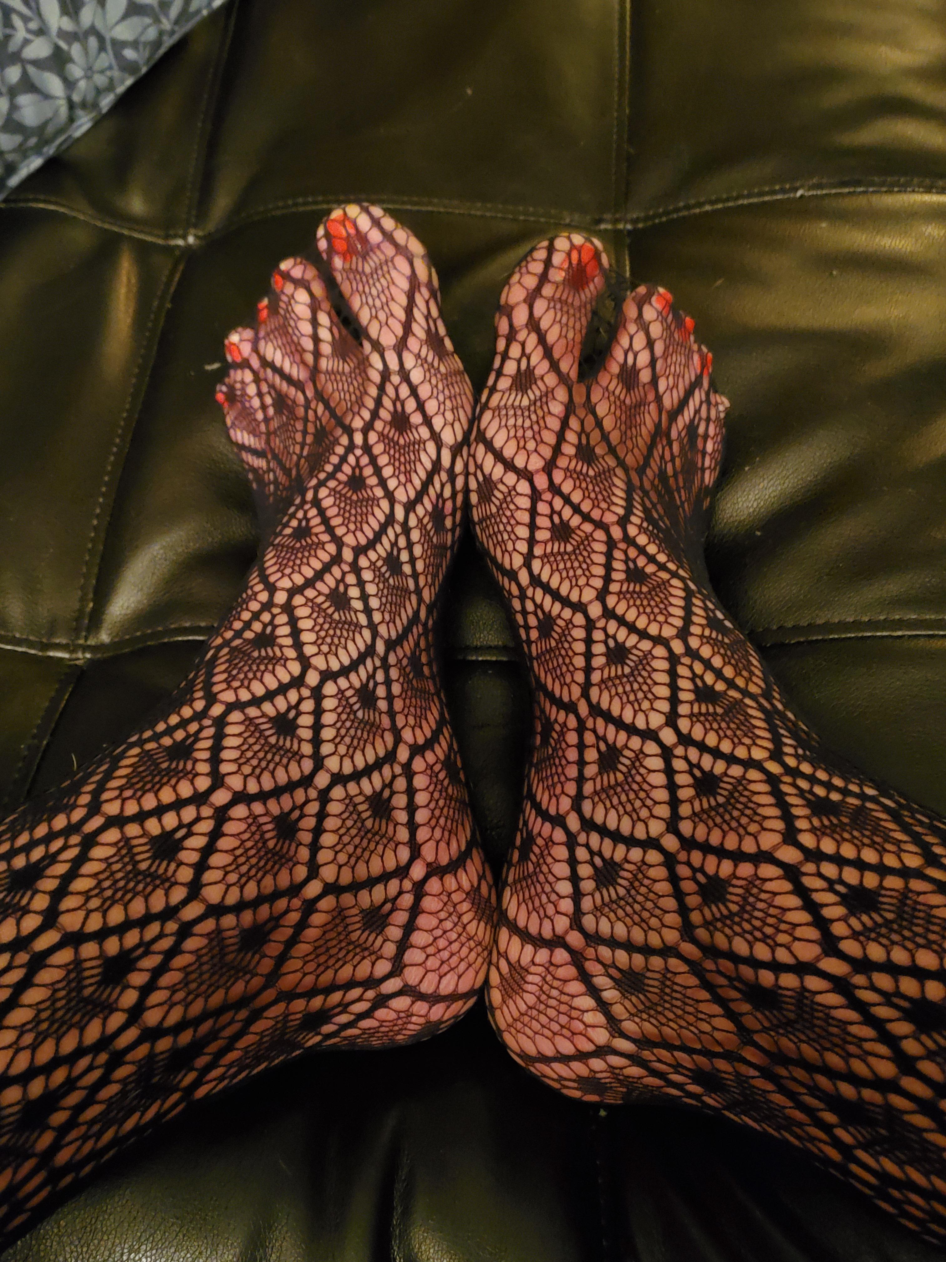 Want to tickle me? | Scrolller