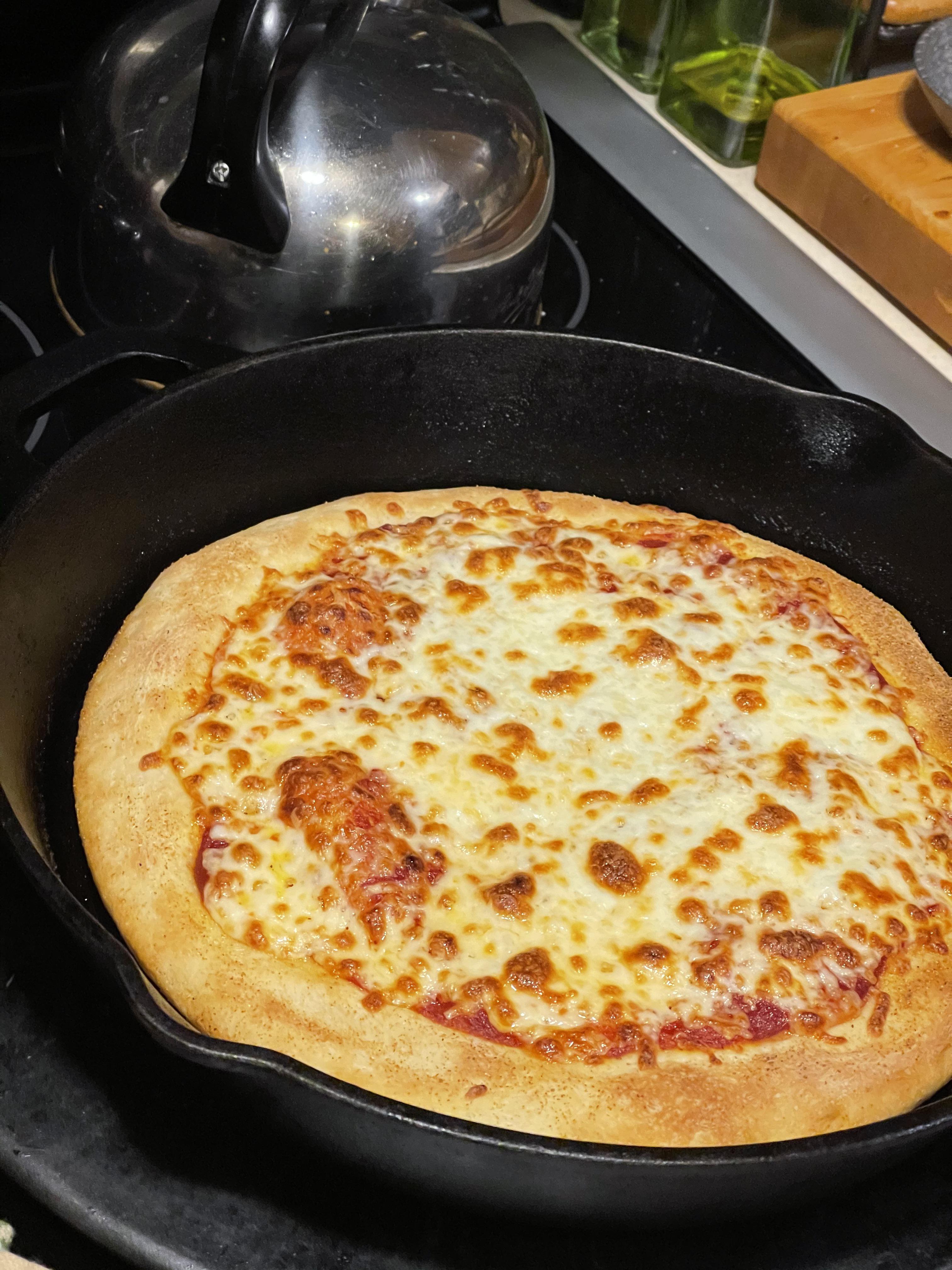 Wanted that 90’s Pizza Hut pan taste and nailed it 10/10 | Scrolller