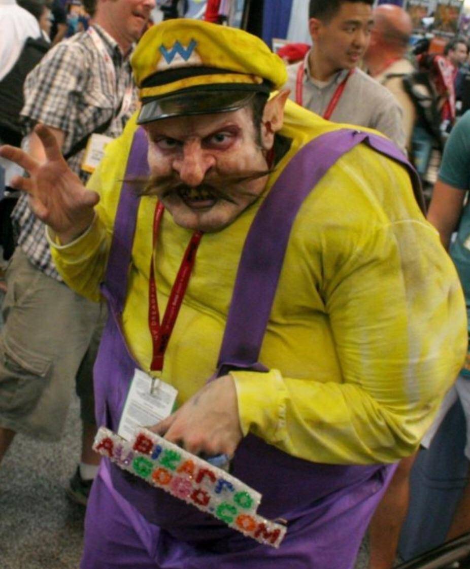 Wario cosplay is low-key hot | Scrolller
