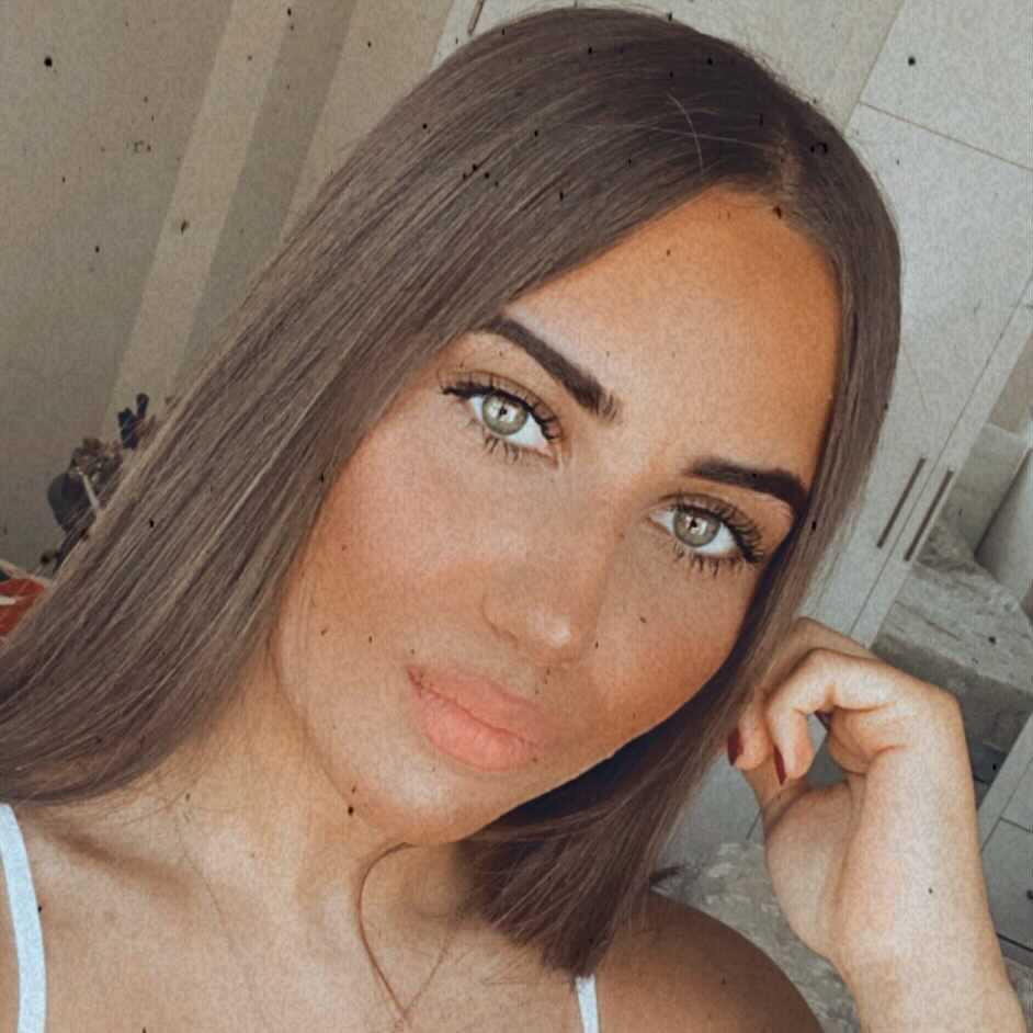 Was würdet ihr mit Aleyna machen? | Scrolller