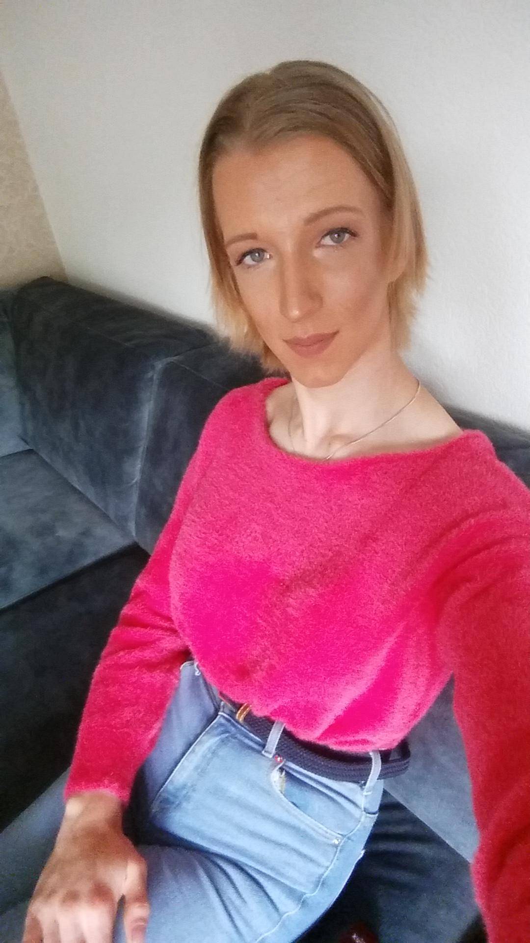 Watching tv | Scrolller