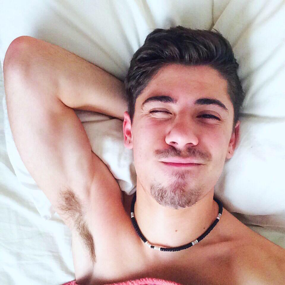 We all love a comfy bed | Scrolller