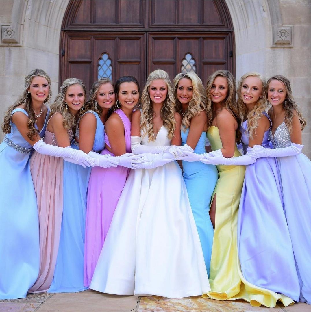 Wedding babe buffet...left to right who would you pick??? | Scrolller