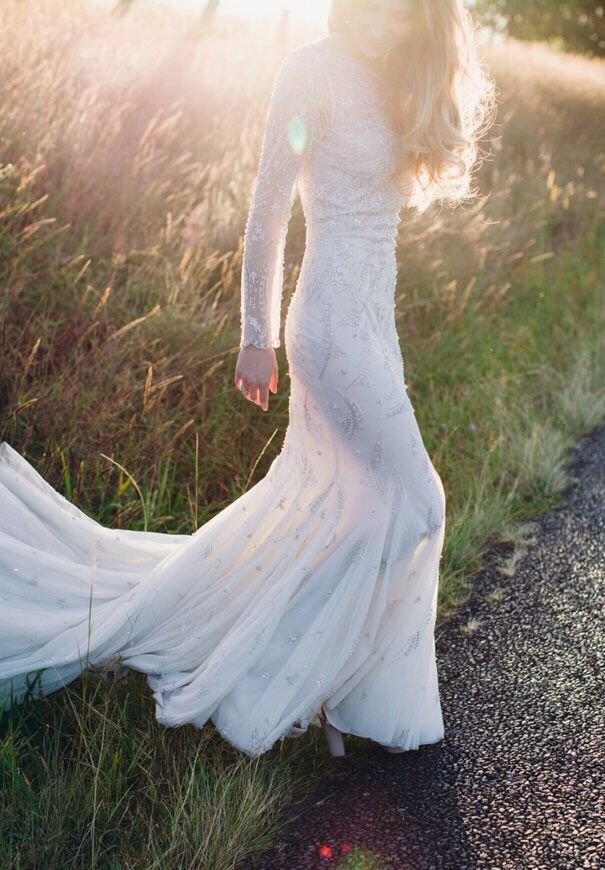 Wedding dress | Scrolller
