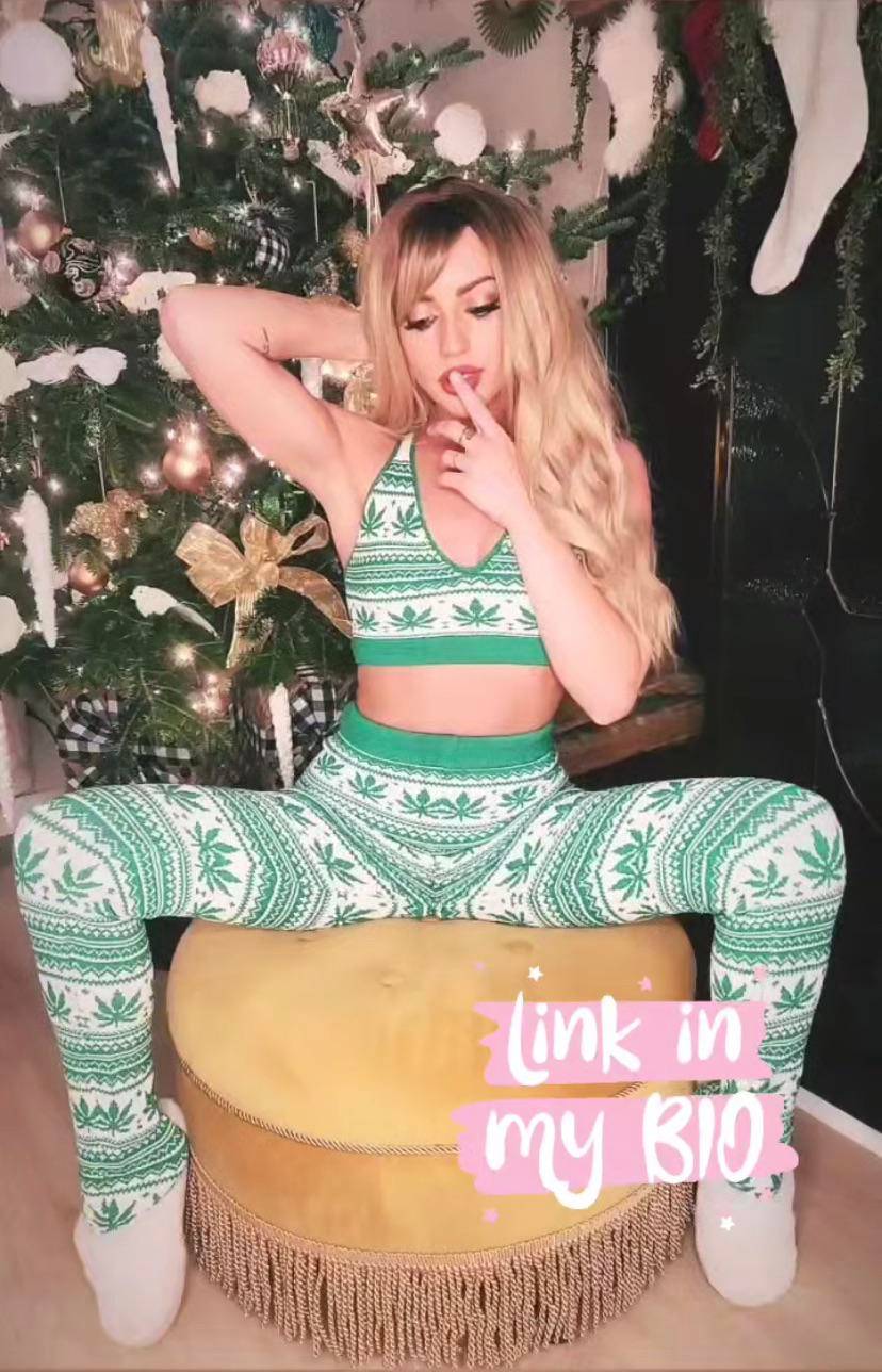 Weed PJ’s | Scrolller