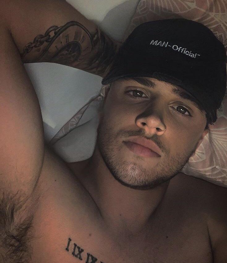 Weekend Pit | Scrolller