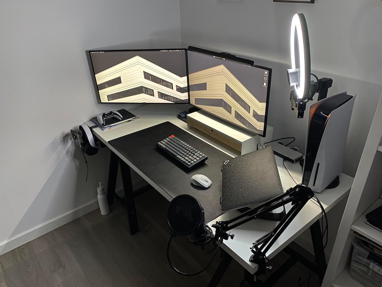 WFH setup 2021 | Scrolller