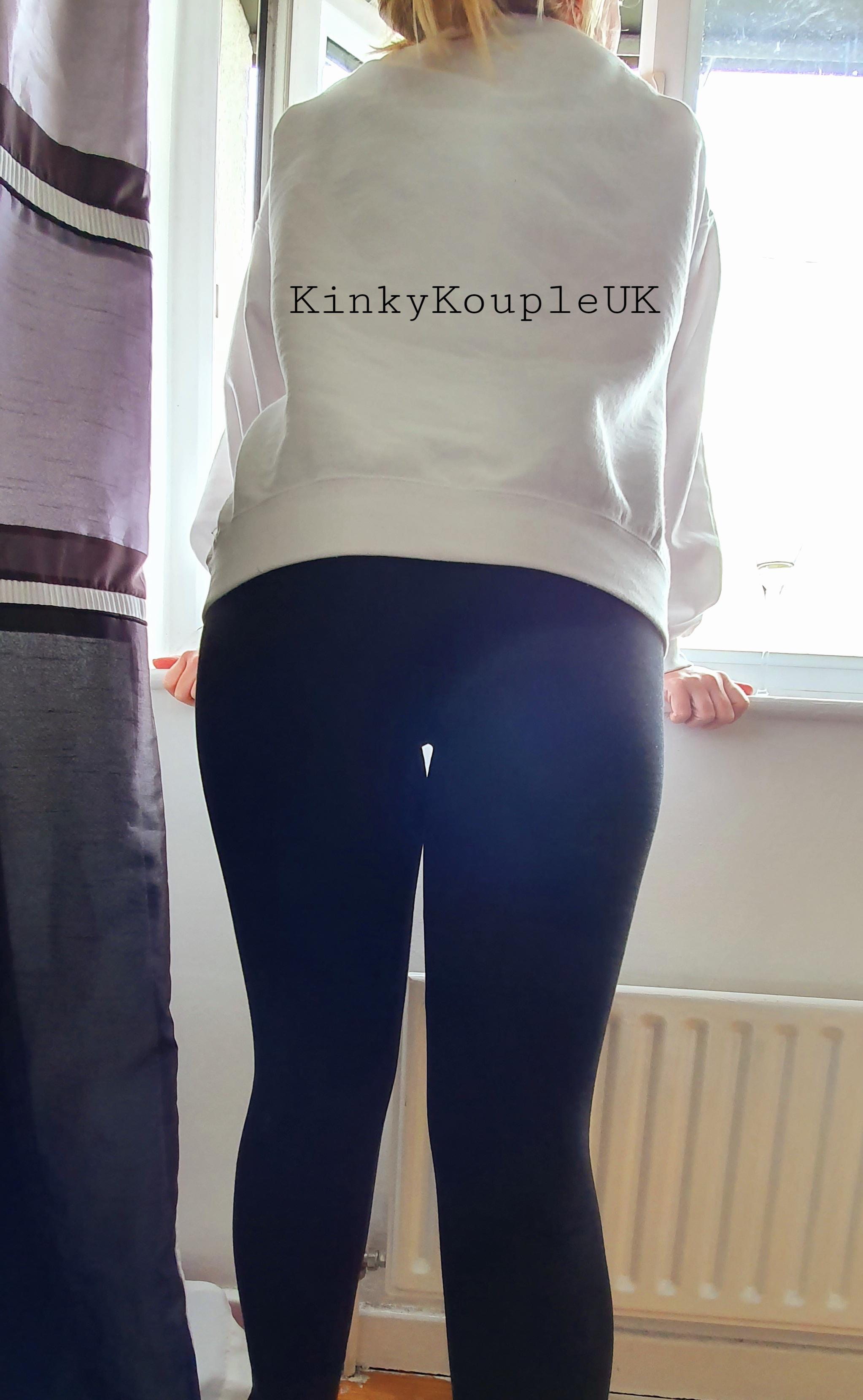 [F41] loving my thigh gap...😉😘 | Scrolller