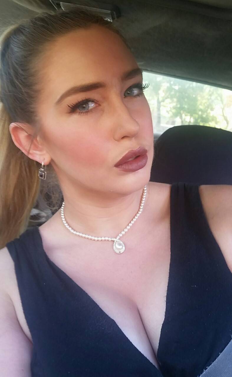 What can I do to be a better and improved bimbo? | Scrolller