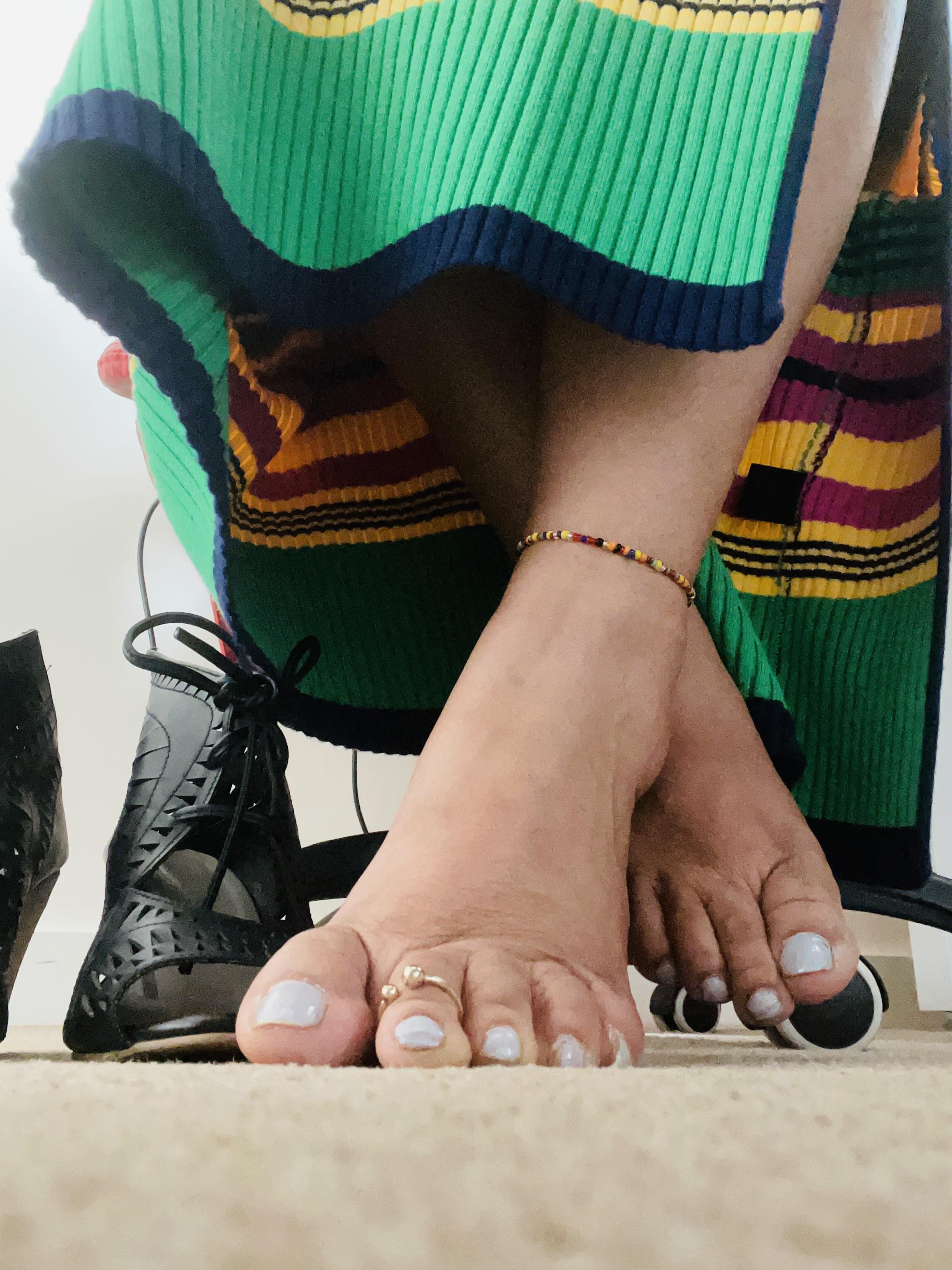 What goes on under the table. | Scrolller