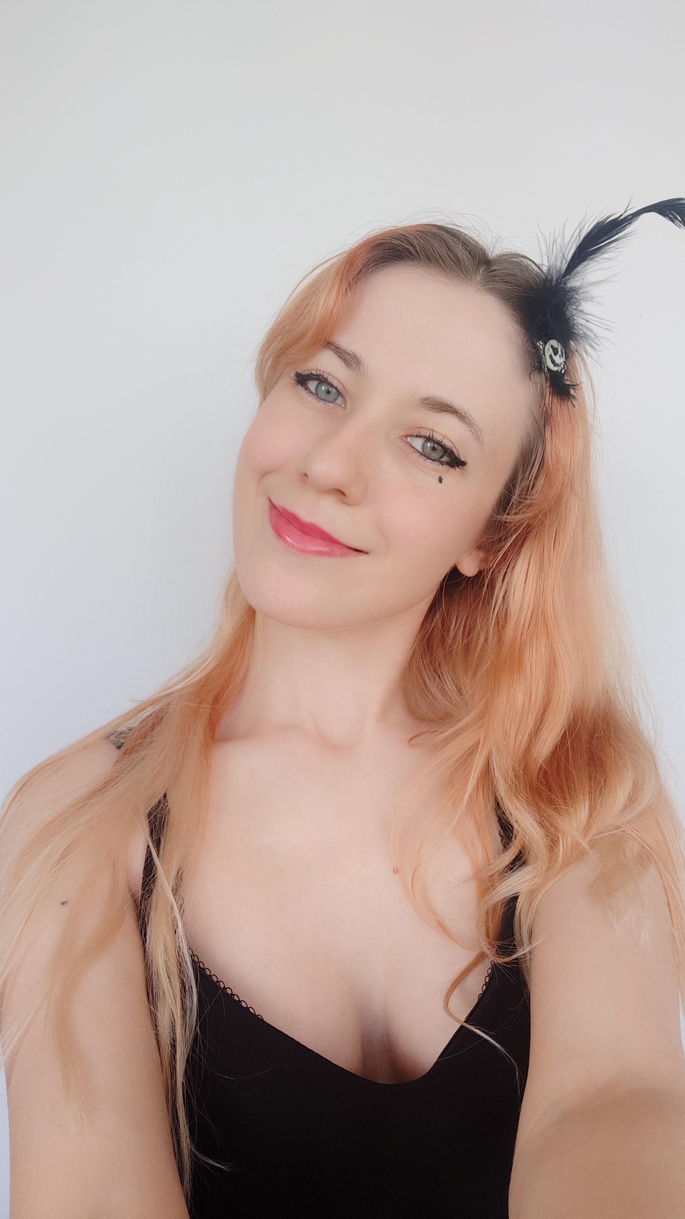 What other colours do you recommend? | Scrolller