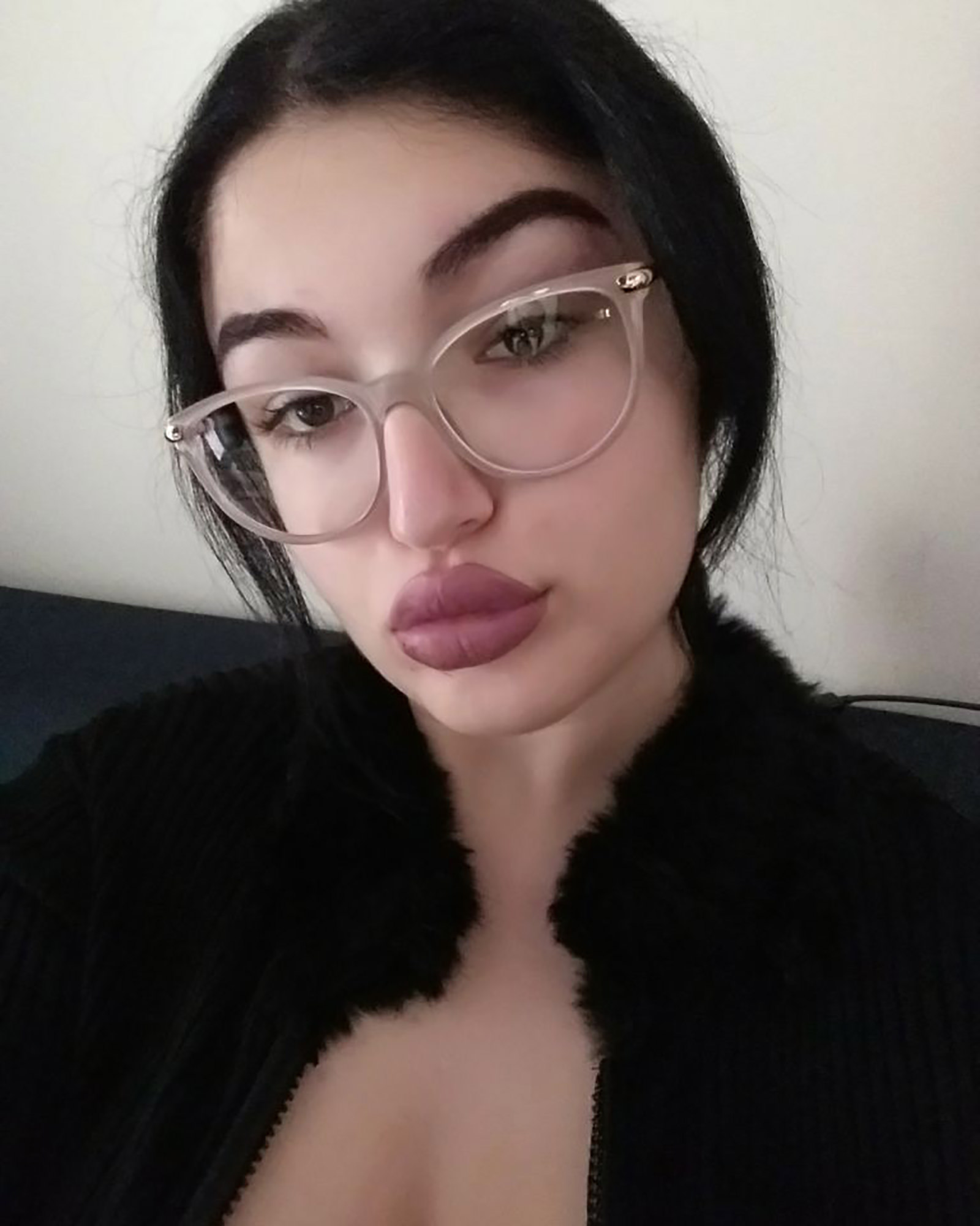 What them lips do | Scrolller