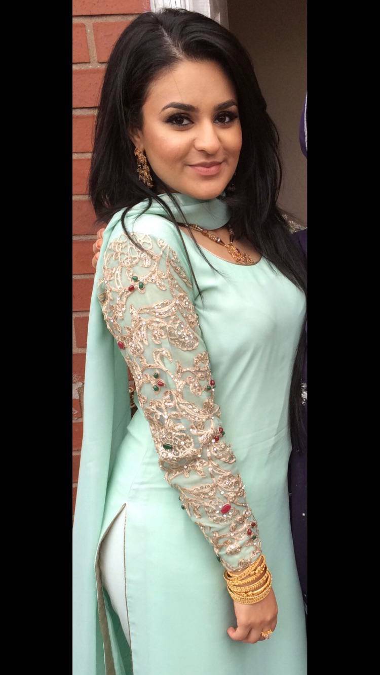 What would you do to her? | Scrolller