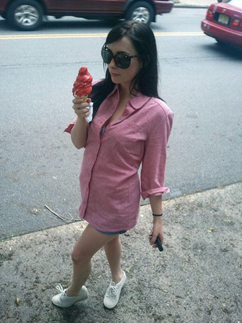 What's up with hipsters posing awkwardly in photos? Seriously. | Scrolller