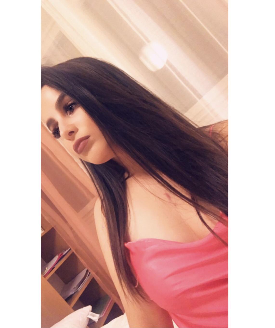 When a hot, young brat like me tells you to send €100, you get on your knees and send €100 ...