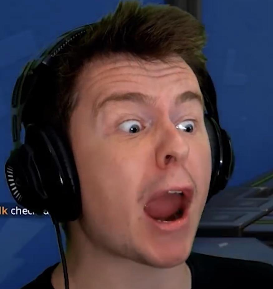 when mooseclick suffers from a mental breakdown | Scrolller